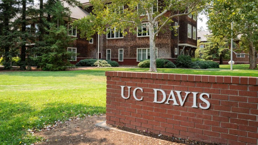 University of California, Davis (UC Davis)معرفی دانشگاه - Salam LA